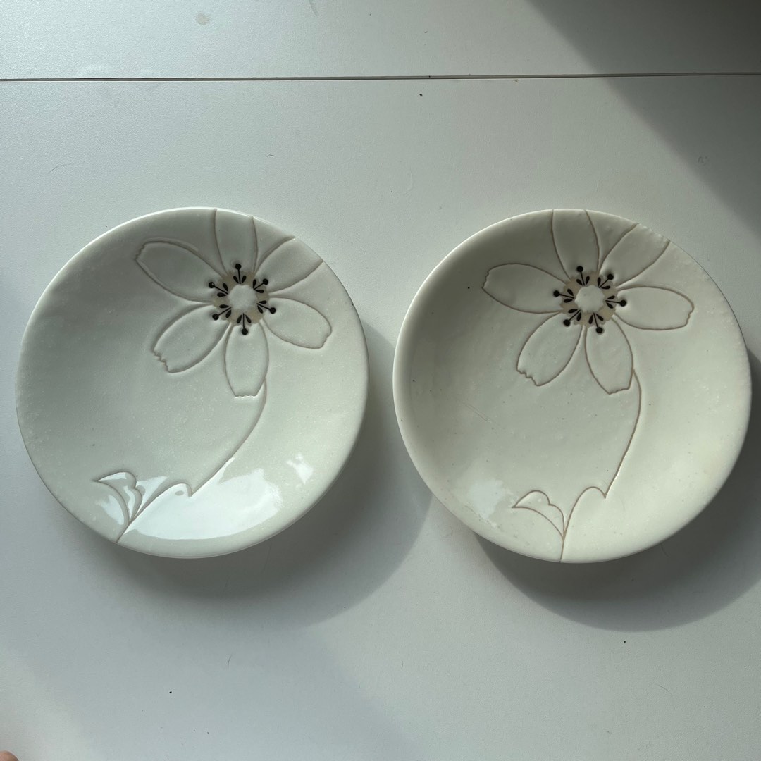 Japan Surplus Preloved Pasta Plate Flower Floral in Off White Stoneware ...