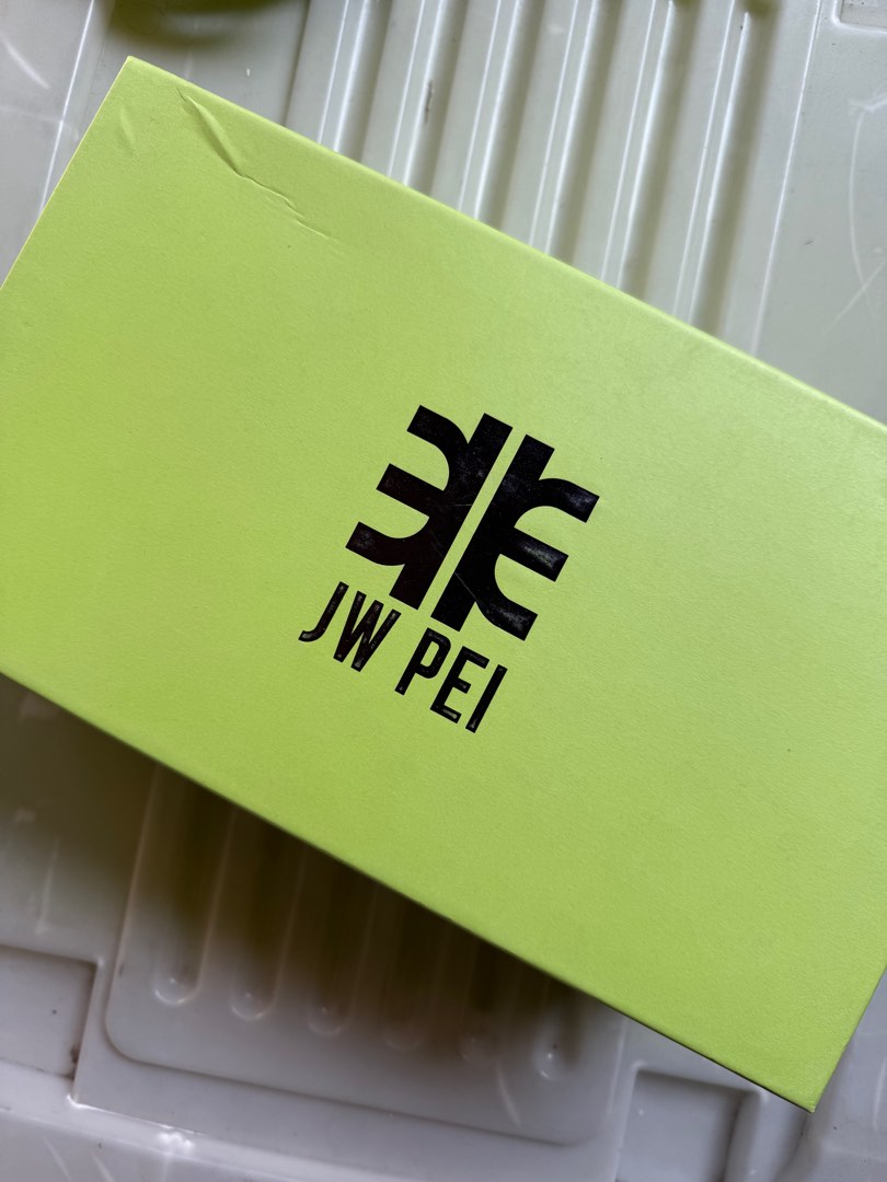 JW PEI kitten heels, Women's Fashion, Footwear, Heels on Carousell