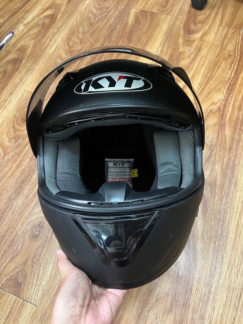 KYT Matte Black Helmet, Motorbikes on Carousell