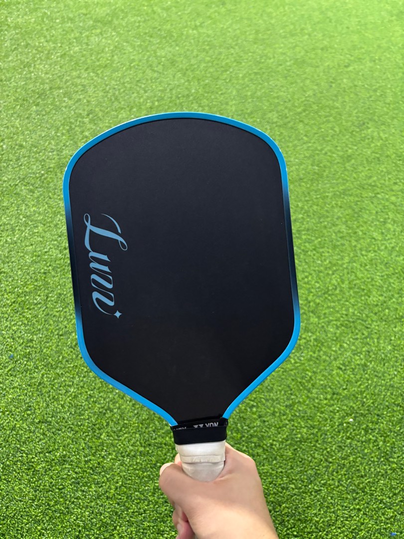 Luzz Pro 2 Archer, Sports Equipment, Sports & Games, Racket & Ball Sports on Carousell