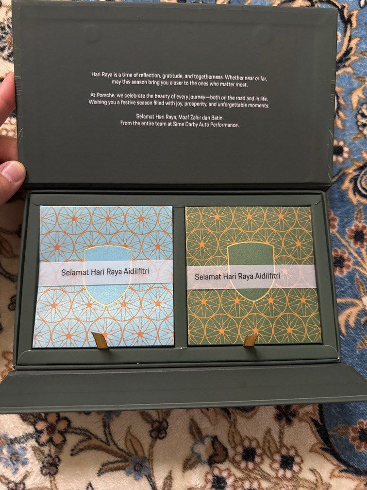 Porsche Sampul Raya 2025, Hobbies & Toys, Stationery & Craft, Art ...