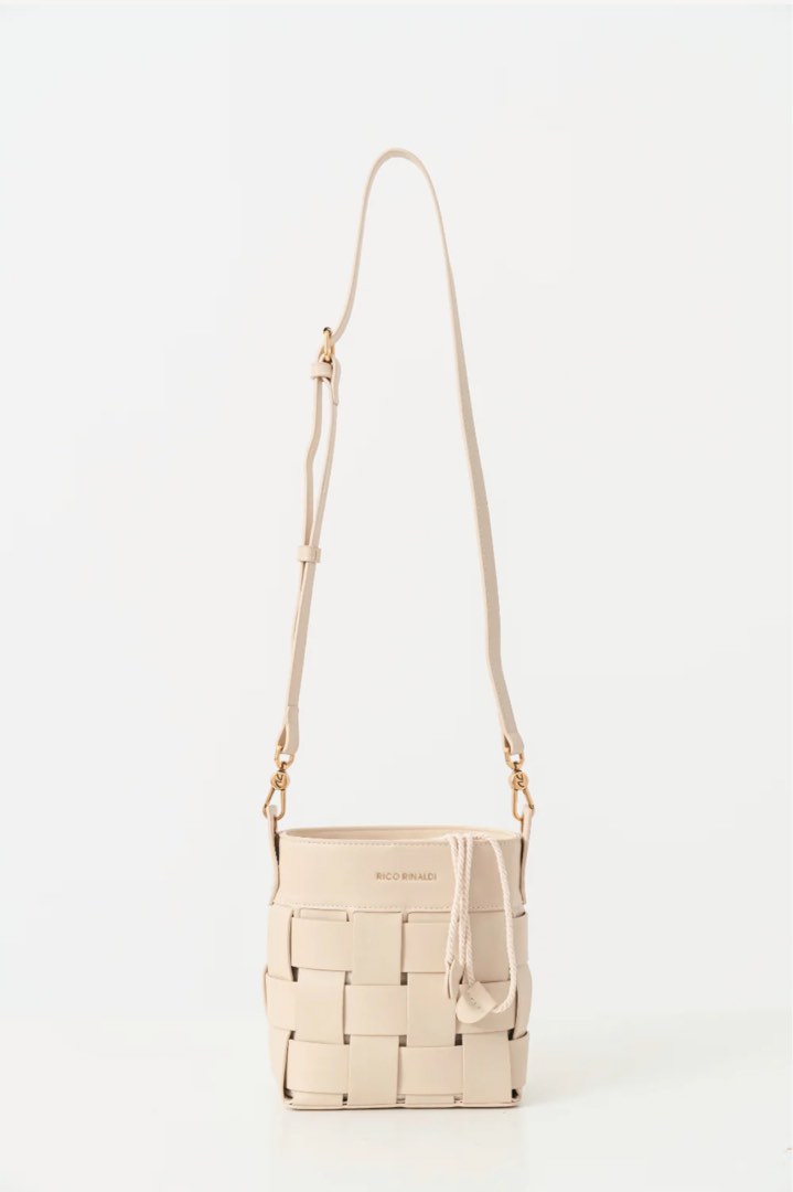 Rico rinaldi bag Airi Bucket Bag, Women's Fashion, Bags & Wallets ...