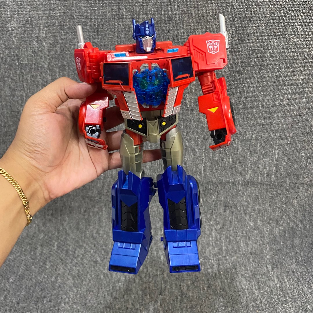 Robot transformer original hasbro, Toys & Collectibles, Mainan di Carousell