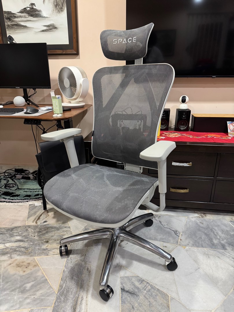 SPACE Ergonomic Chair, Furniture & Home Living, Furniture, Chairs on ...