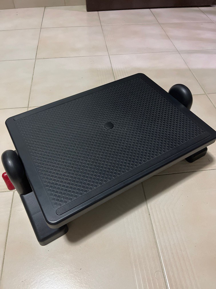 Desktop computer table foot rest leg rest, Computers & Tech, Desktops ...