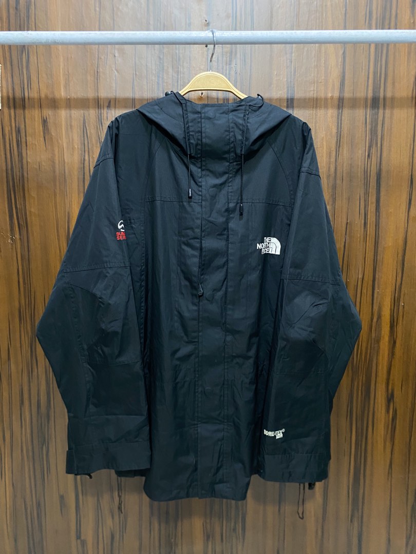 The North Face Gorpcore, Barang Mewah, Pakaian di Carousell
