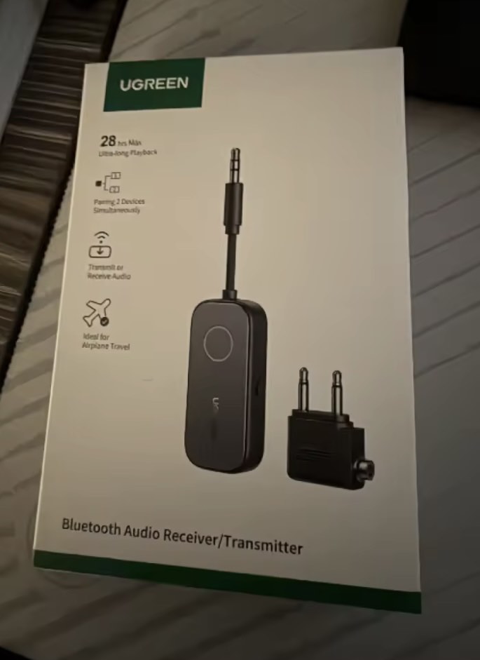 UGREEN Bluetooth 5.2 Transmitter and Receiver 2 in 1 Wireless 3.5mm Bluetooth Adapter, Dual ...