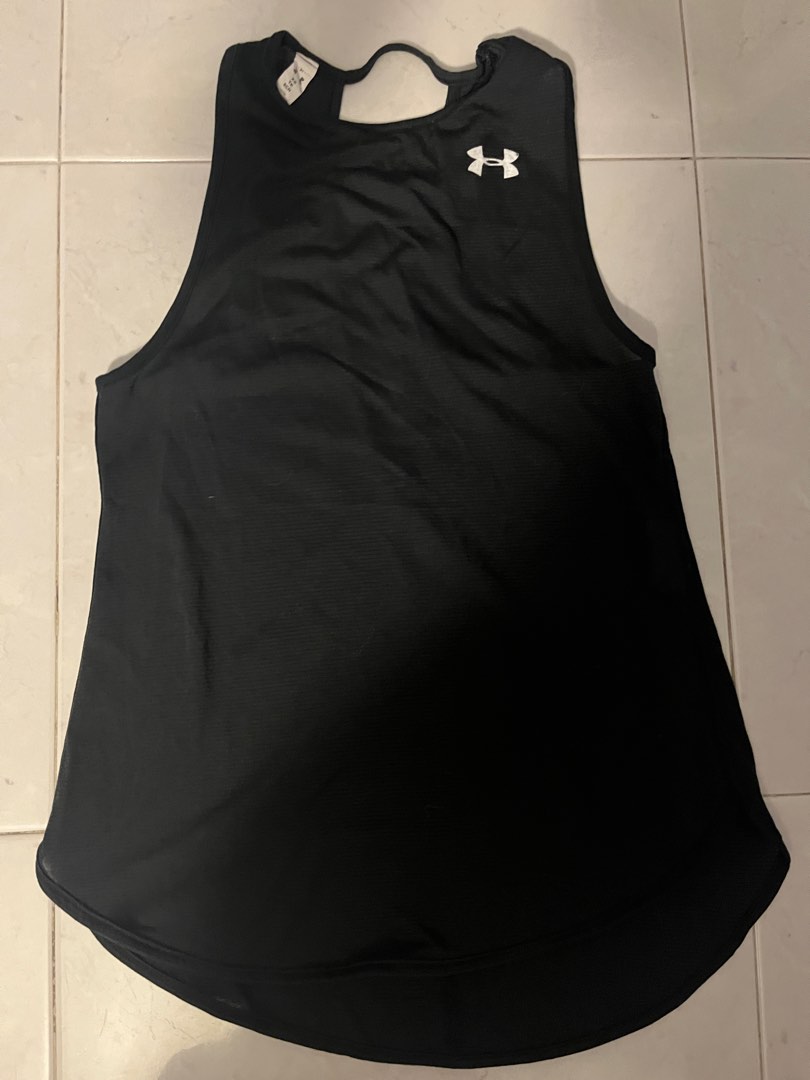 Under Armour Dri fit top, Women's Fashion, Activewear on Carousell