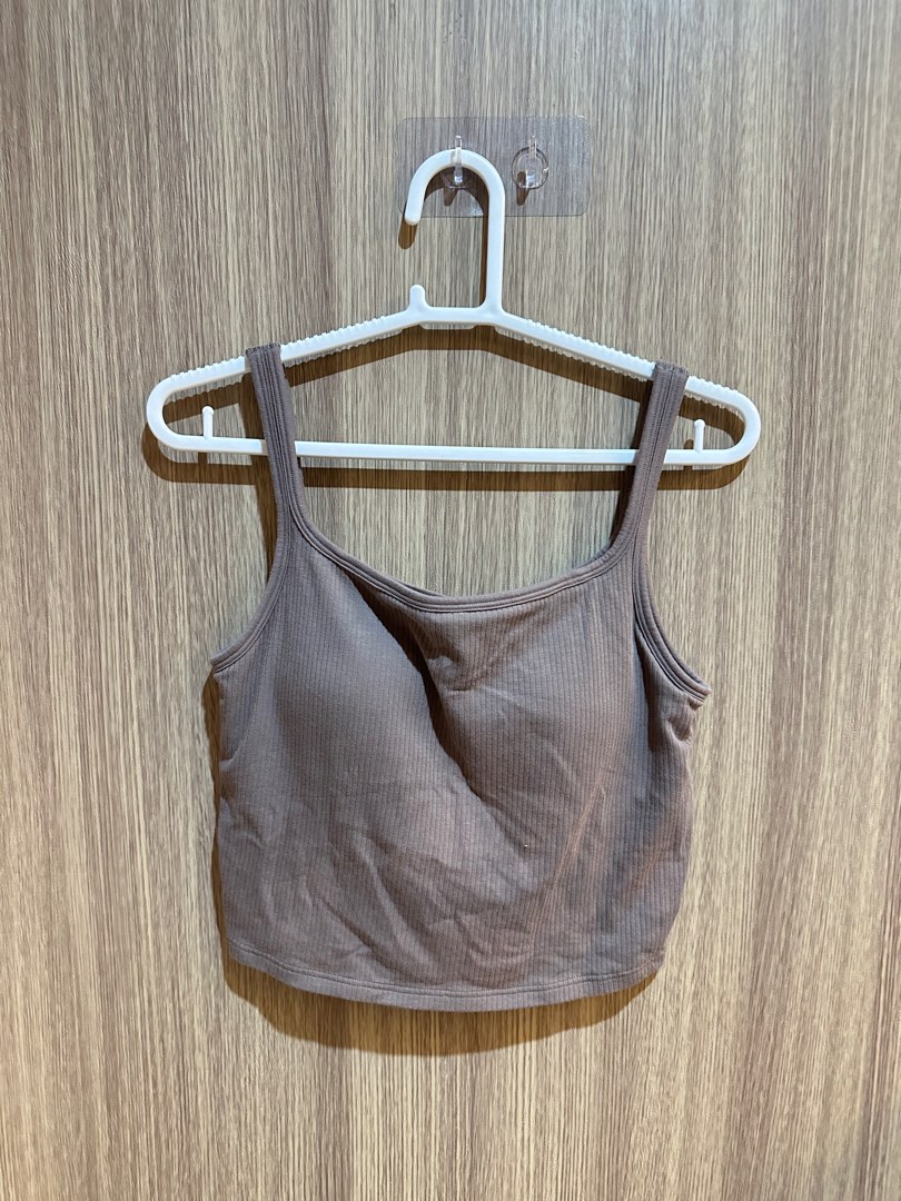 Uniqlo Bratop, Women's Fashion, Tops, Sleeveless on Carousell