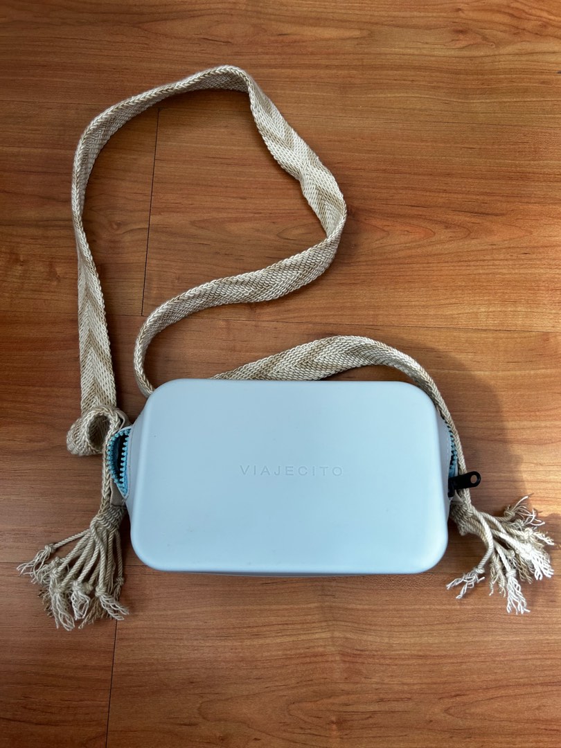 Viajecito classic splashkit crossbody, Women's Fashion, Bags & Wallets ...