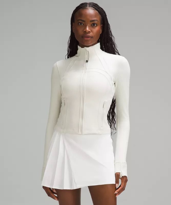 BNWT define cropped jacket ribbed - BONE, Women's Fashion, Activewear ...