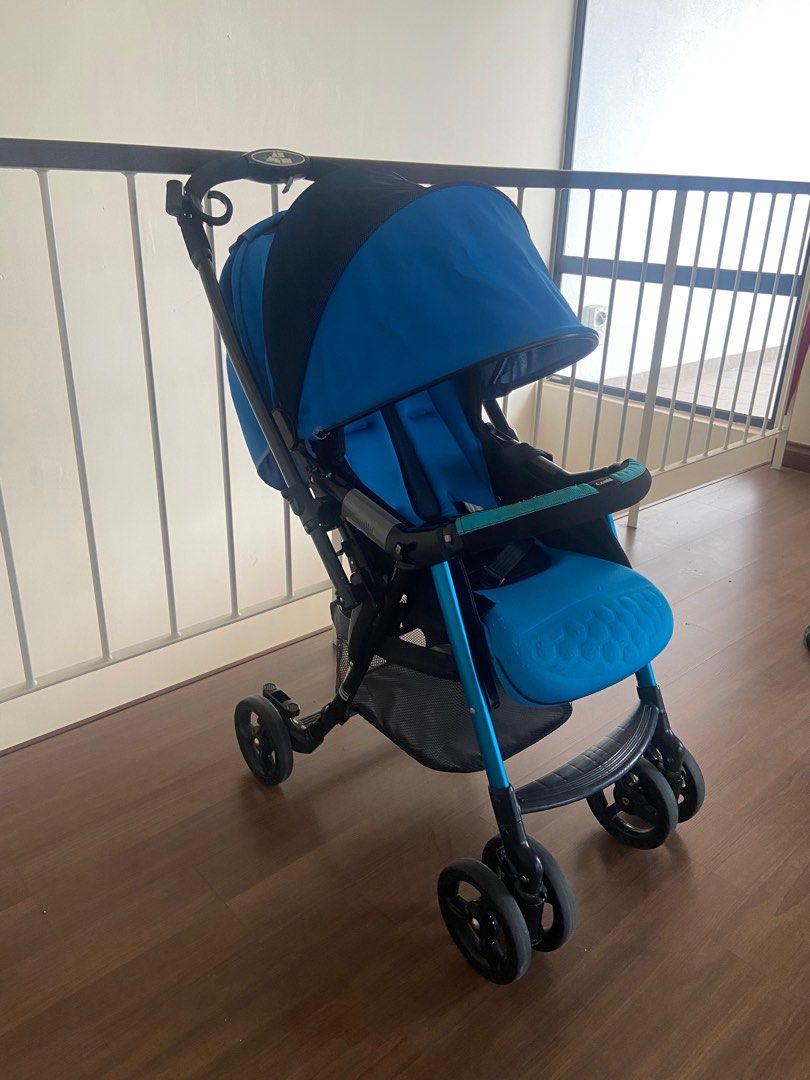 COMBI Urban Walker Stroler, Babies & Kids, Going Out, Strollers on ...