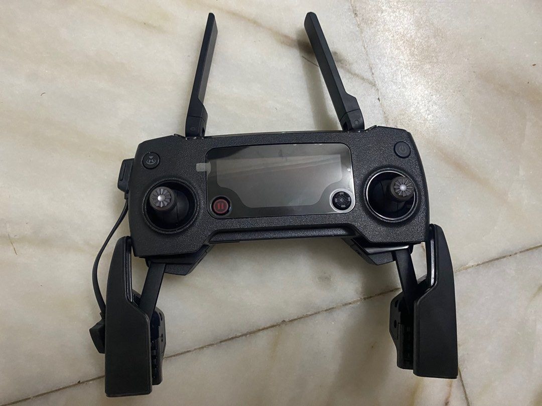 DJI Mavic Pro remote controller, Photography, Drones on Carousell