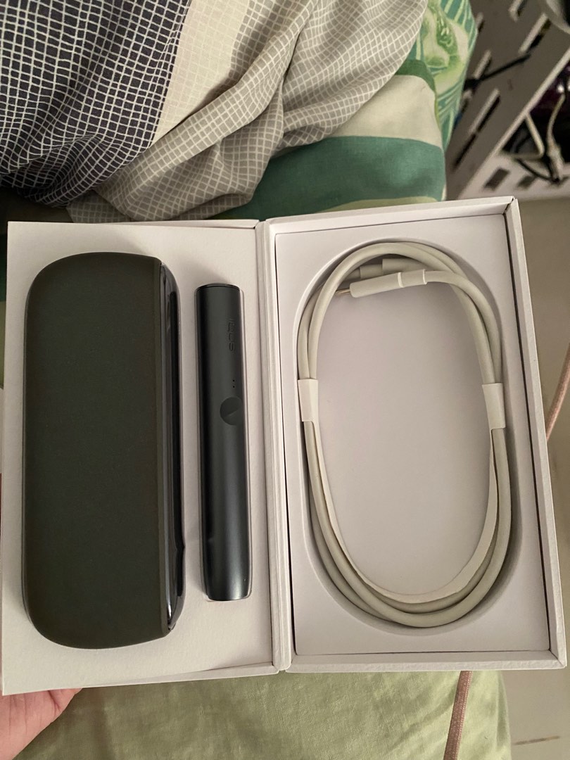 IQOS ILUMA MID PEBLE GREY, Elektronik, Lainnya di Carousell