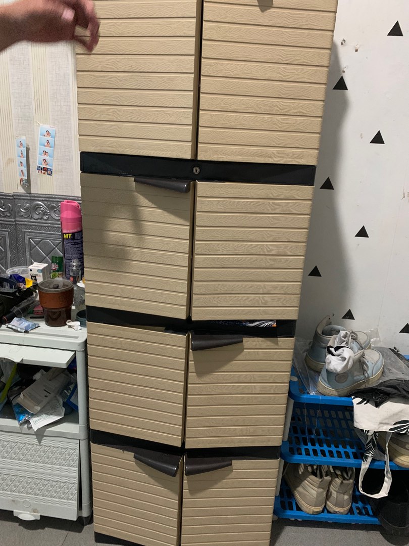 LEMARI, Perabotan Rumah di Carousell