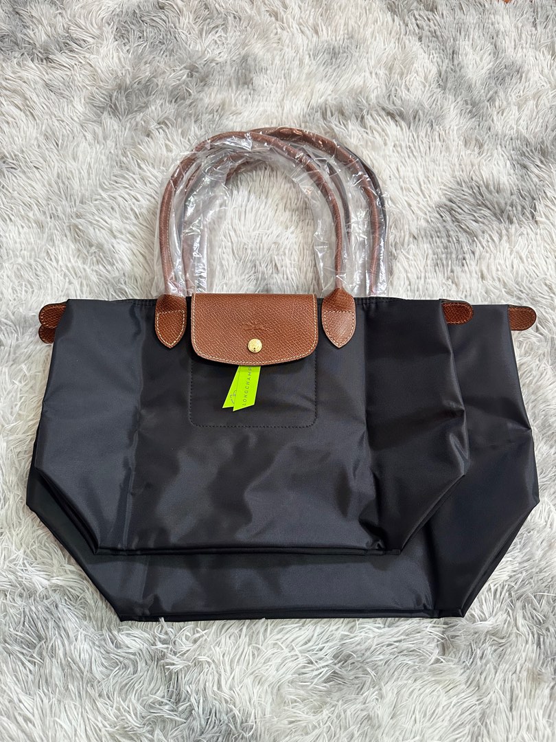 Longchamp Le Pliage Classic, Luxury, Bags & Wallets on Carousell
