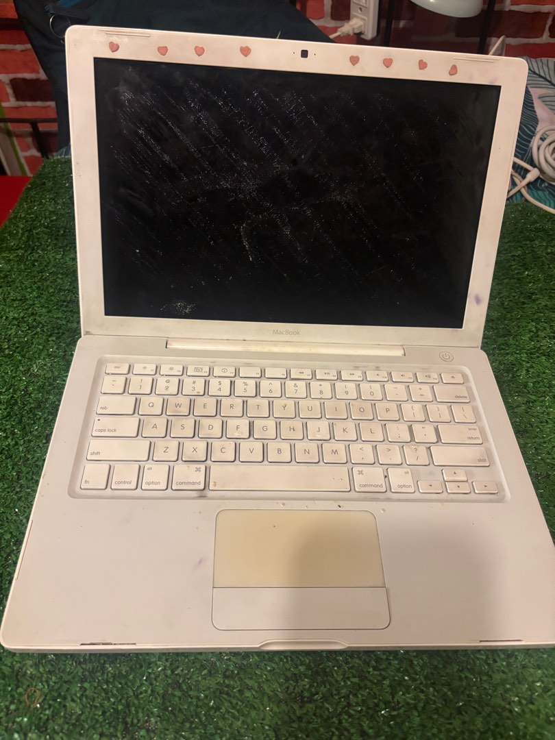 MacBook old model, Computers & Tech, Laptops & Notebooks on Carousell