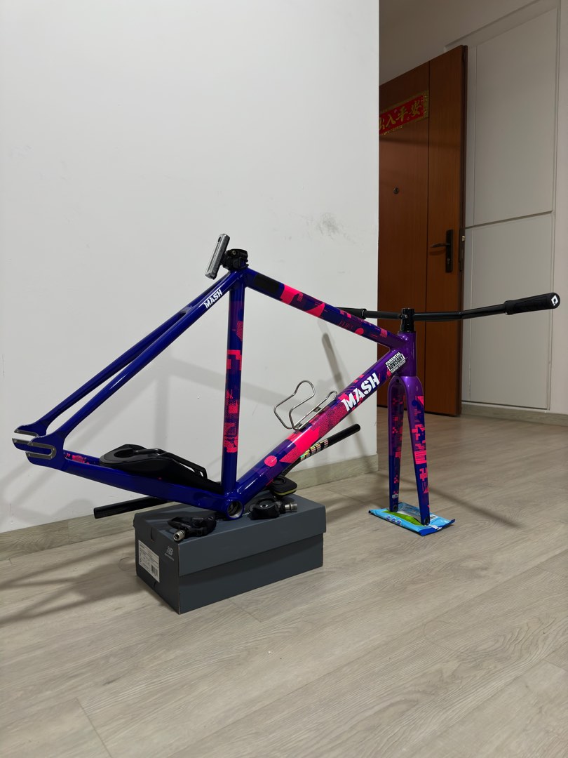 Mash Ac4 Darklight Track Frameset, Sports Equipment, Bicycles & Parts ...