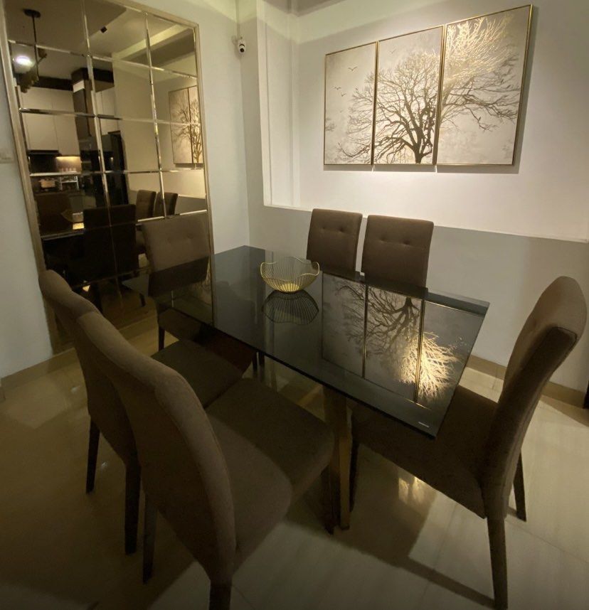 Meja Makan set 6 seater dining table, Perabotan Rumah di Carousell