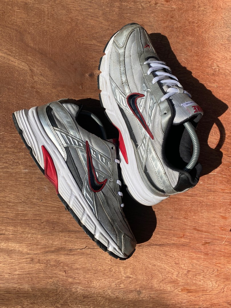 Nike Initiator metallic red, Men's Fashion, Footwear, Sneakers on Carousell