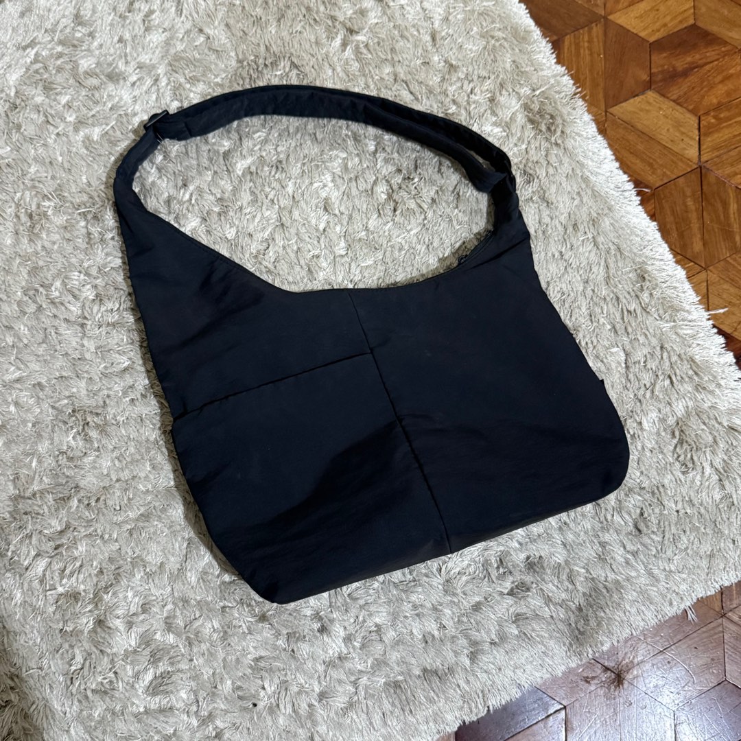 Paper Bunny midi arc panther, Luxury, Bags & Wallets on Carousell