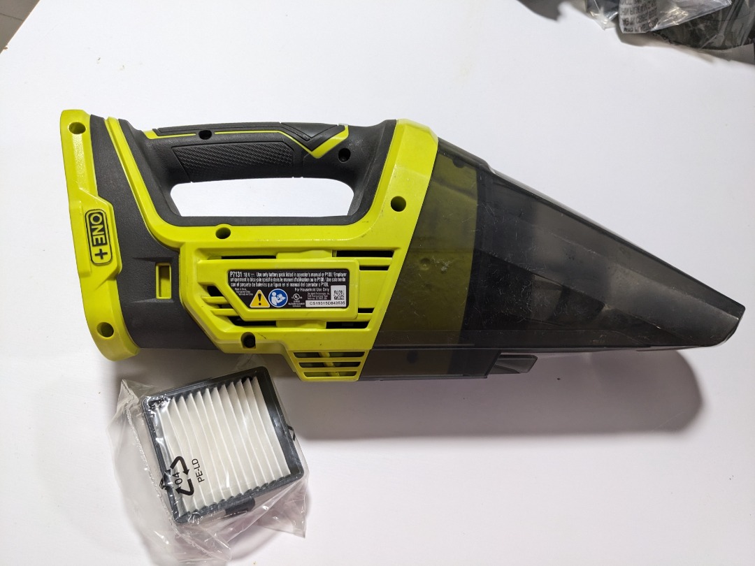 Ryobi 18-Volt ONE+ P7131 Lithium-Ion Cordless Hand Vacuum (Tool-Only ...