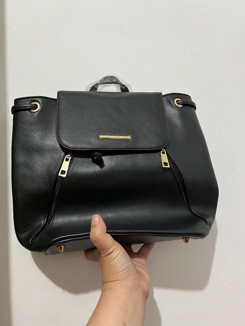 TAS RANSEL CONNEXION, Fesyen Wanita, Tas & Dompet di Carousell