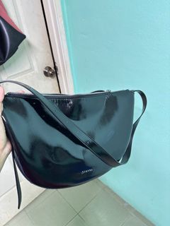 CD Shoulder Bag, Women's Fashion, Bags & Wallets, Shoulder Bags on ...