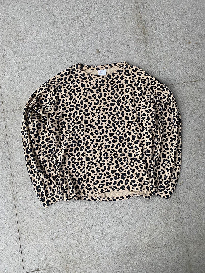 Zara Leopard AOP Sweater, Men's Fashion, Tops & Sets, Hoodies on Carousell