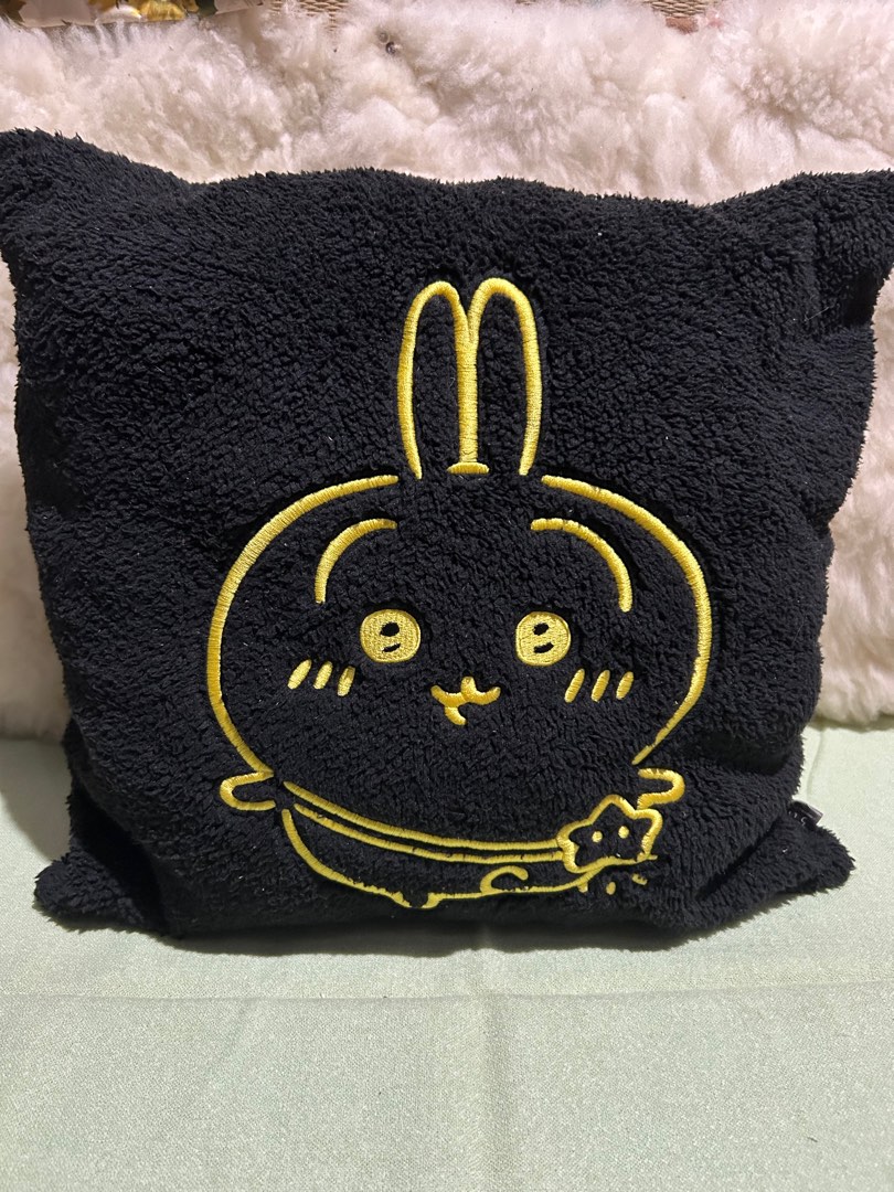 Chiikawa Pillow- Auth Japan, Hobbies & Toys, Memorabilia & Collectibles ...