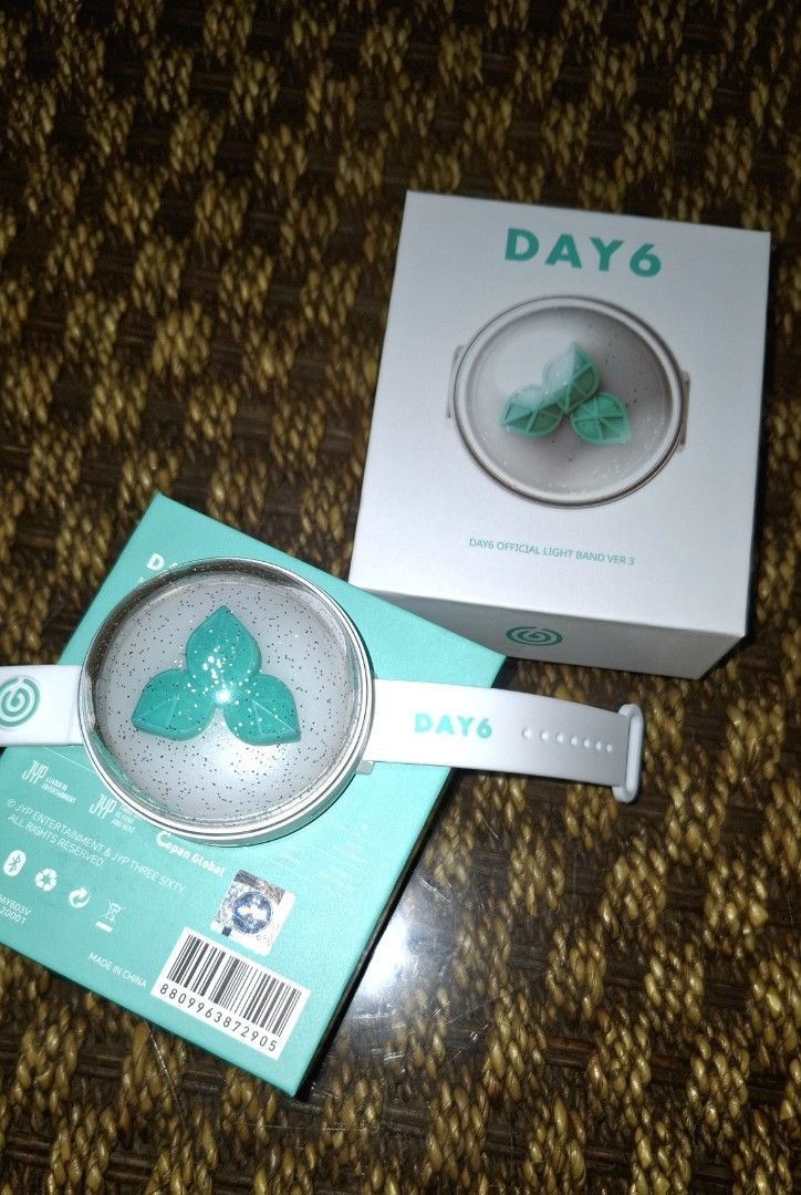 DAY6 Official Light Band Ver.3, Hobbies & Toys, Toys & Games on Carousell