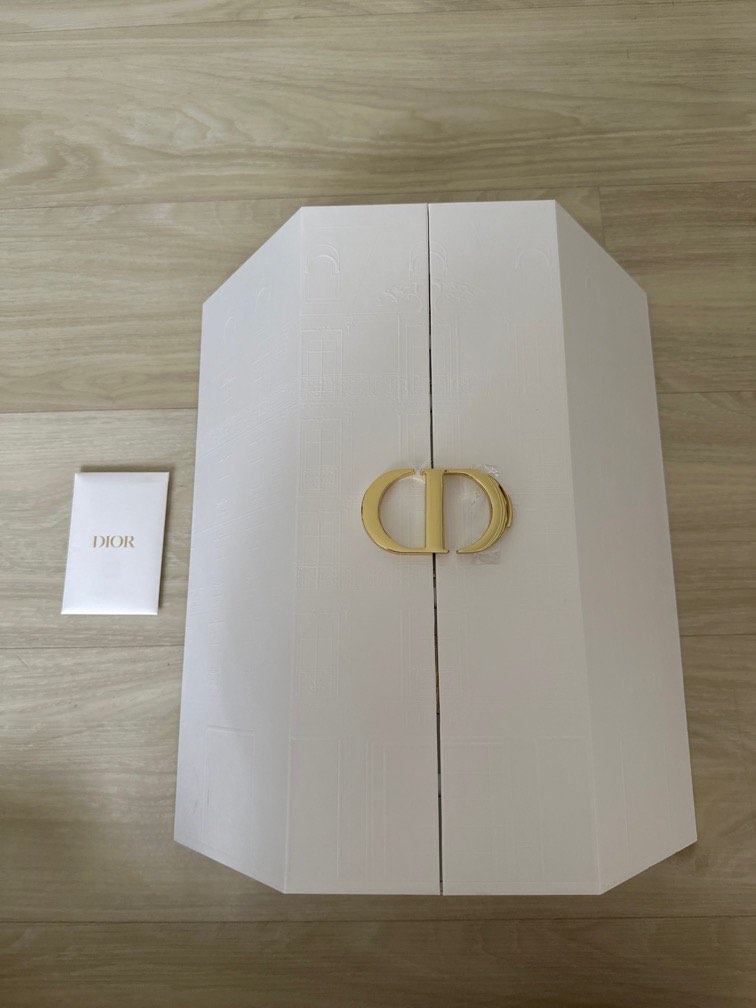 Dior 30 Montaigne Advent Calendar Limited Edition BOX ONLY, Hobbies ...