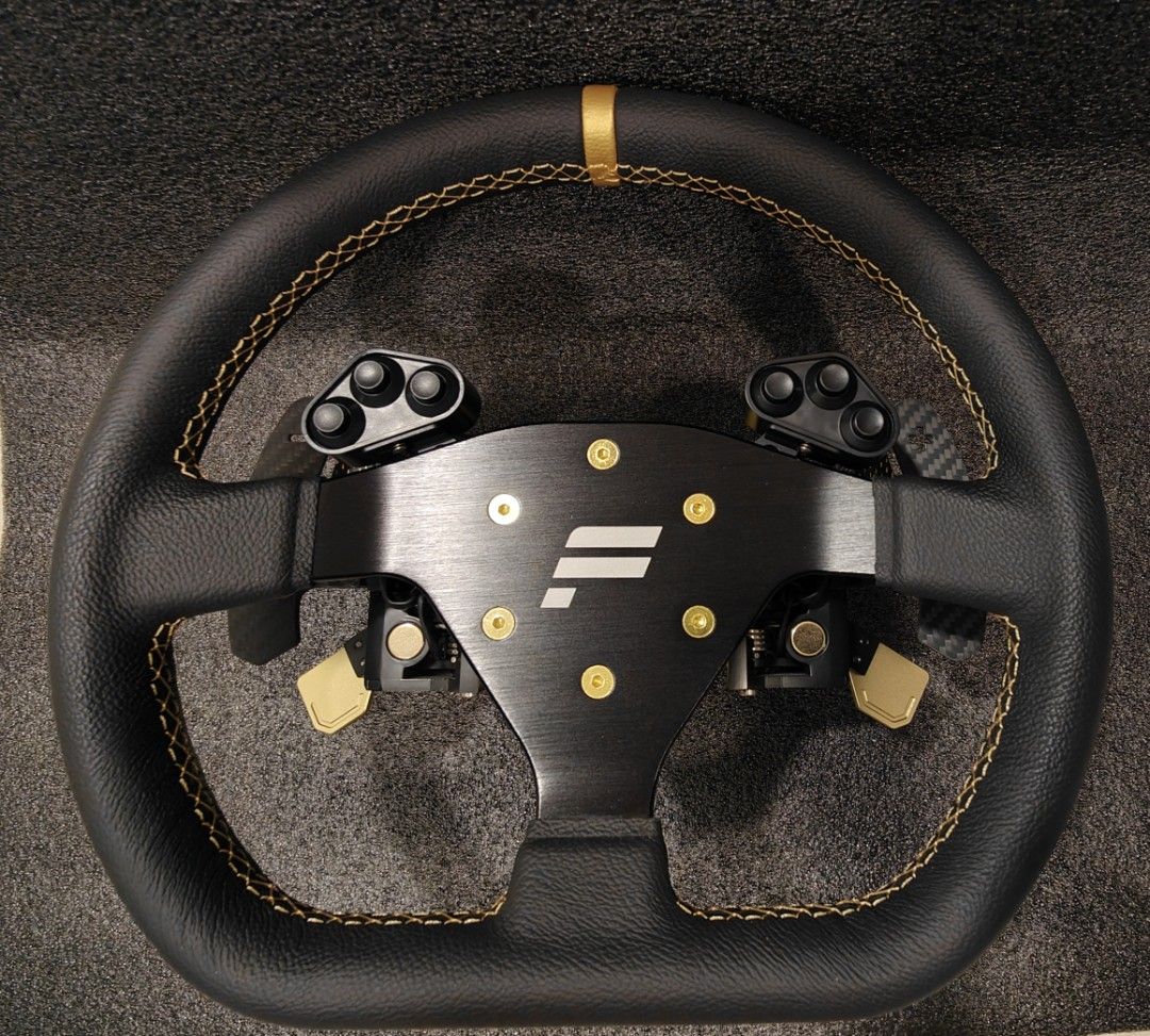 Fanatec Podium R300 Steering Wheel | Podium Hub | Advance Pedal Module ...
