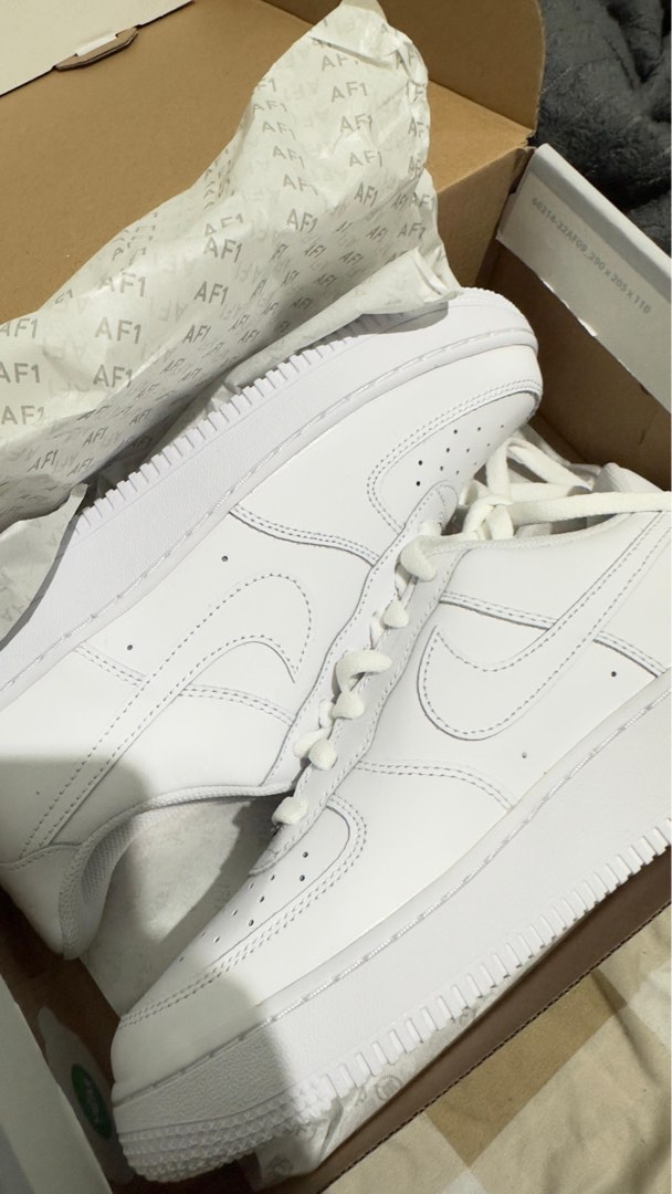 Nike Air Force 1 Full White Original, Fesyen Pria, Sepatu , Sneakers di ...