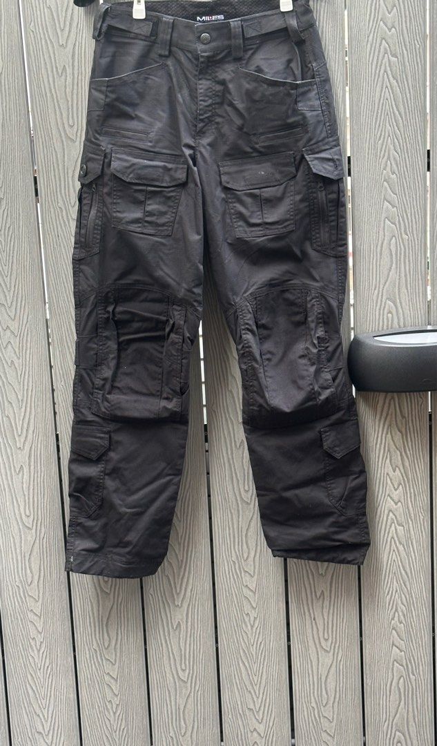 Included SF Express locker 已包順豐智能櫃 Pentagon Wolf Combat Tactical Pants ...