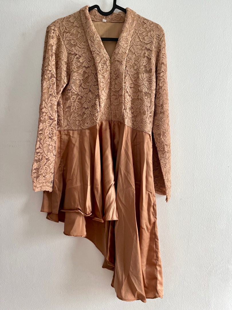Preloved Kebaya Brokat Mix Satin Silk Warna Gold, Fesyen Wanita ...