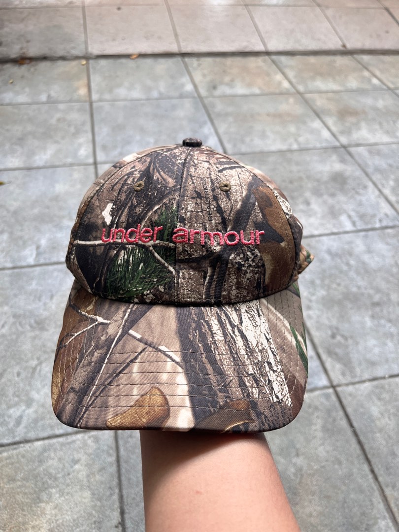Under armour realtree cap, Fesyen Pria, Aksesoris, Topi di Carousell