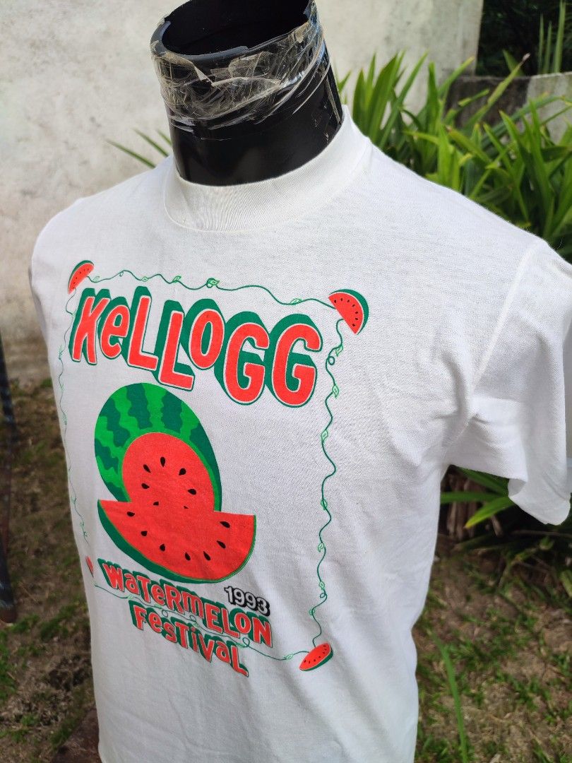 VINTAGE FESTIVAL 90an, Men's Fashion, Activewear on Carousell