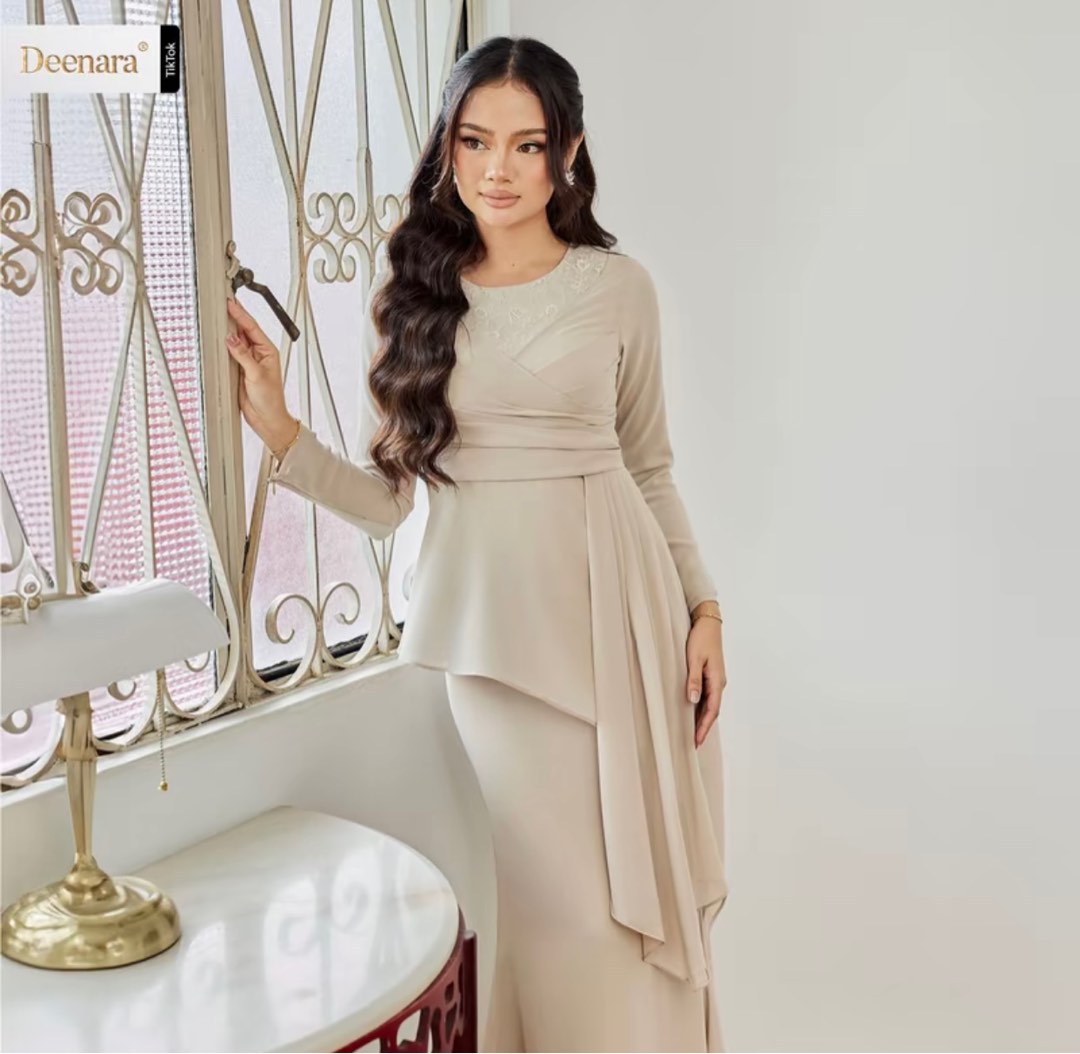 Deenara Searra Clay Champagne Size M, Women's Fashion, Muslimah Fashion ...