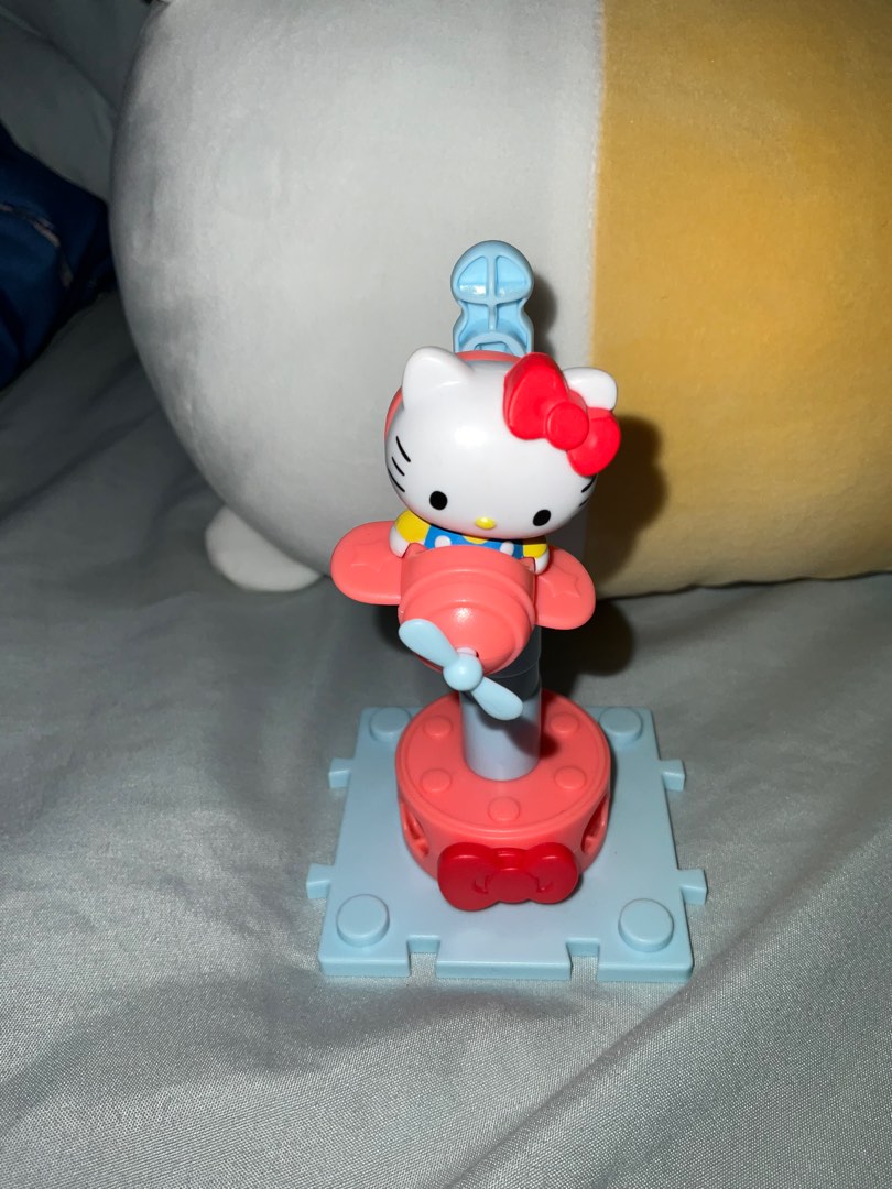 Jollibee Sanrio blindbox toy - Hello Kitty, Hobbies & Toys, Memorabilia ...