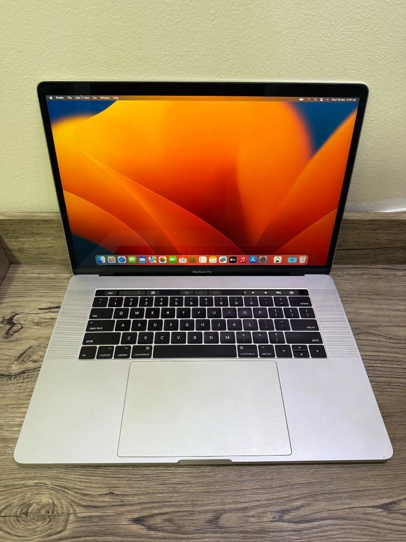 MacBook Pro 2017 ( 15-Inch ) Touch bar 16gb ram 256gb, Computers & Tech ...