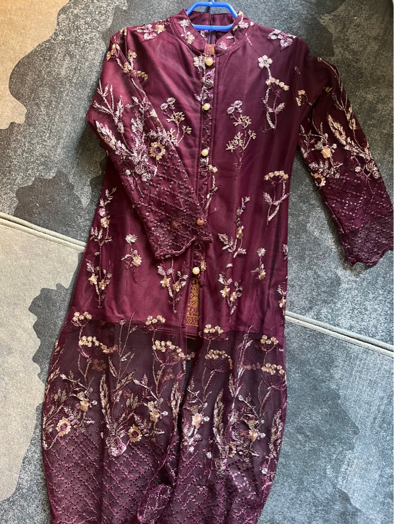 CEO CHOMEL DALEA M BURGUNDY, Women's Fashion, Muslimah Fashion, Baju ...