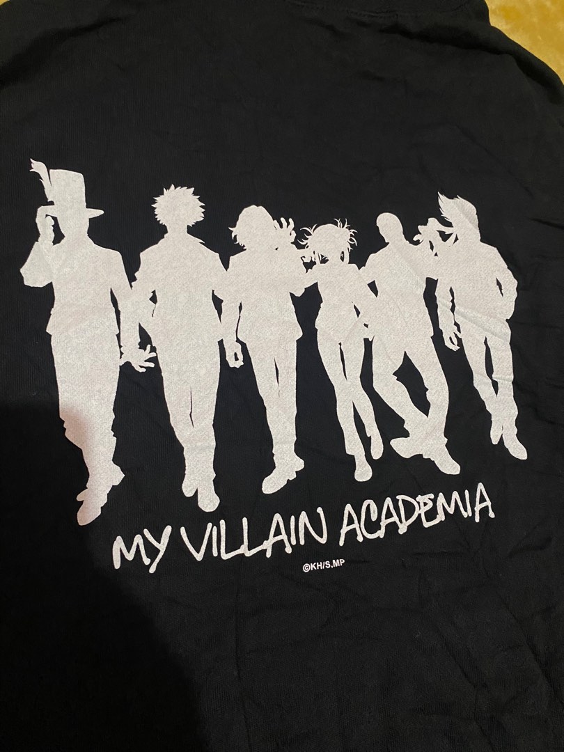 Clothing Death Pattern Wood Memorial Motif & Gathered Silhouette Event ...