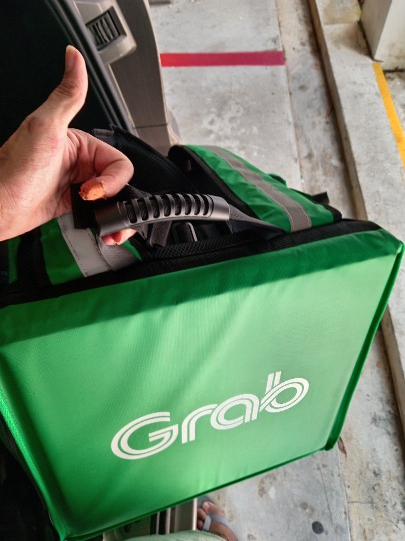 Brand New Grab food Delivery Bag (big and small), Men's Fashion, Bags ...