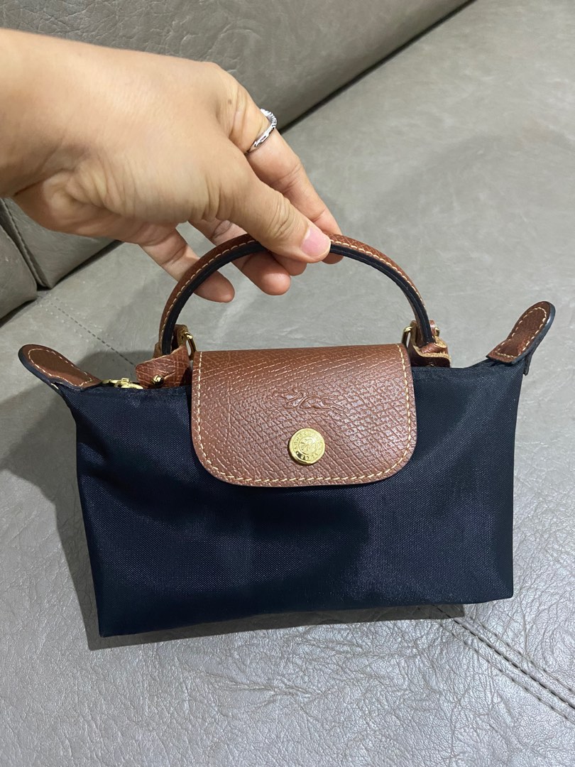 Longchamp Le Pliage Pouch Handle Bag Black, Barang Mewah, Tas & Dompet ...