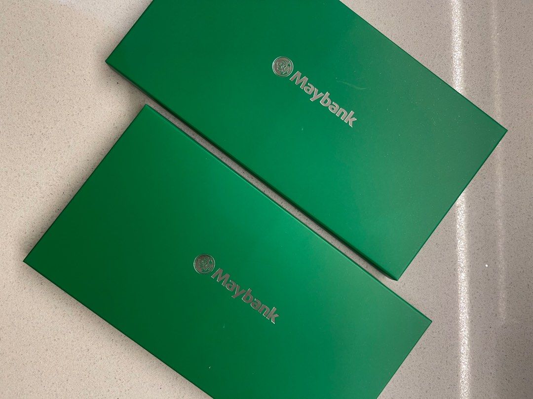 Maybank Premium Sampul Duit Raya 2025 / 12 pieces / SDR, Hobbies & Toys ...