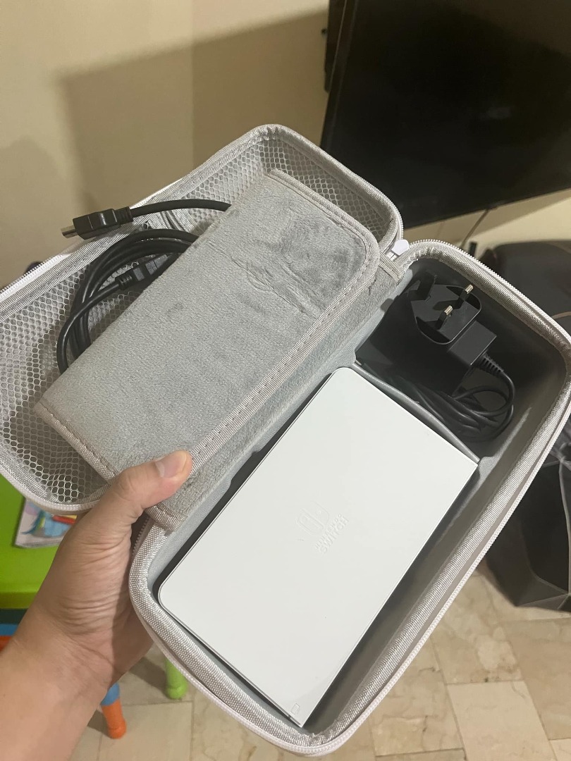 Nintendo Switch OLED White Dock with Carrying Case Bag, Video Gaming ...