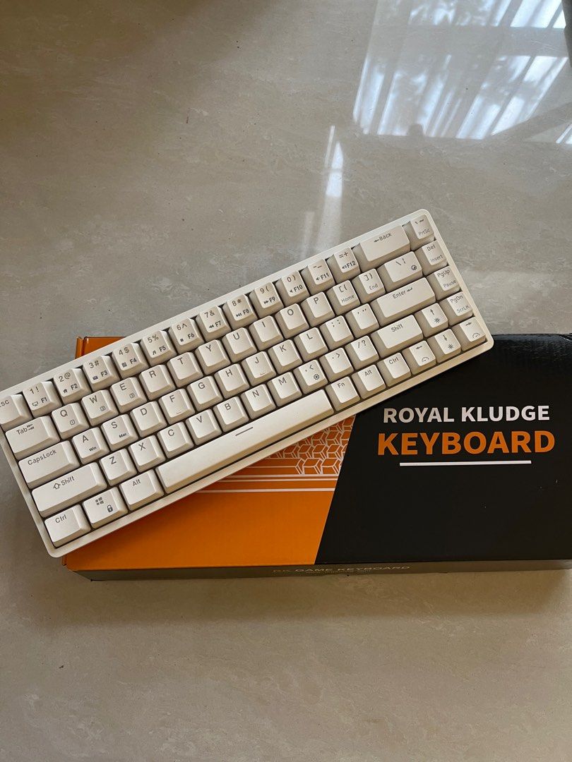 Royal Kludge RK68/RK837 Mechanical Keyboard Tri Modes Red Switch. Baru ...