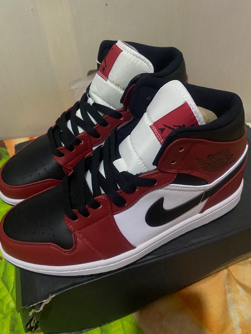 Sepatu Sneakers Nike Air Jordan 1 Mid Chicago Red Black Toe 100% ORI ...