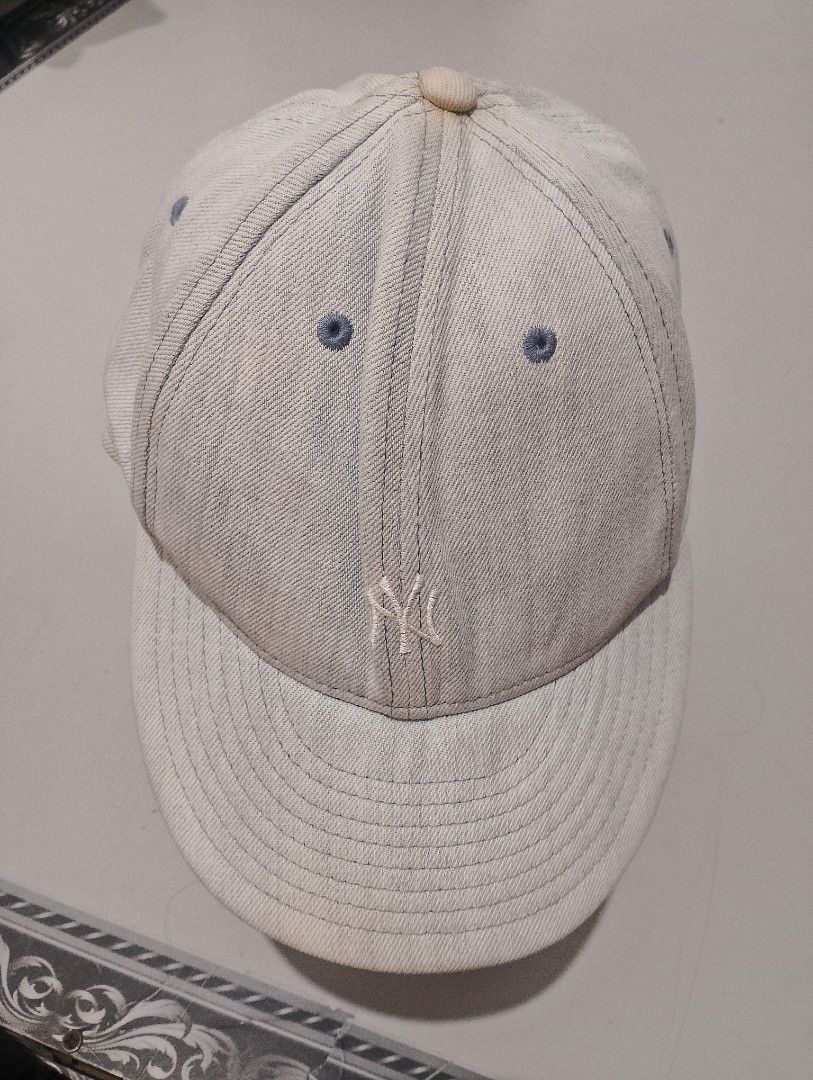 Topi New Era 9Fifty Small Logo New York Yankees Y2K Authentic Original ...